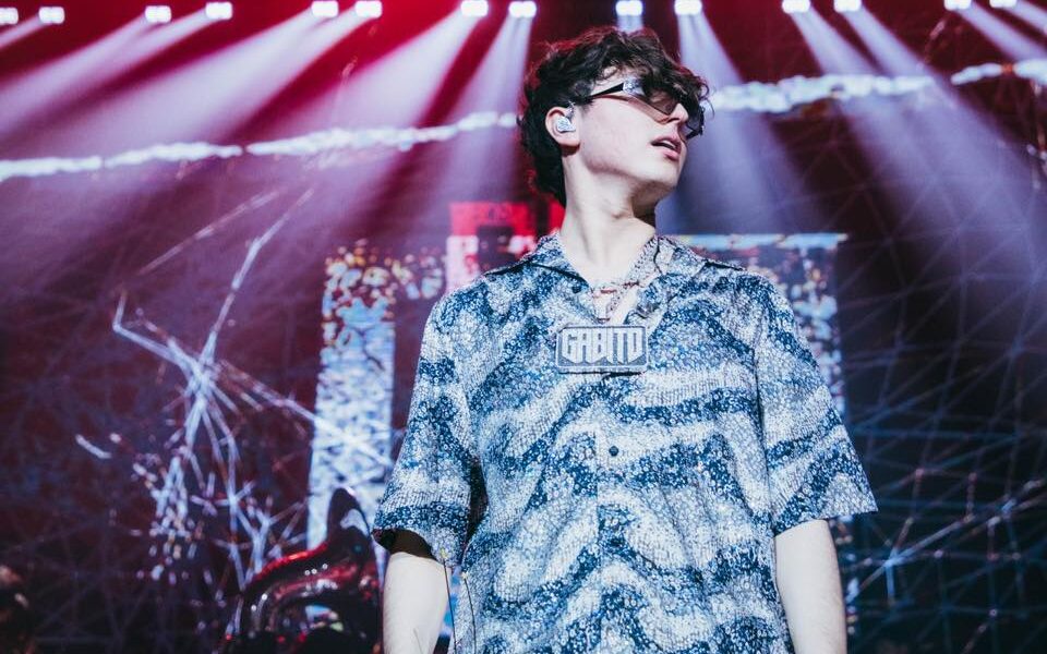 Gabito Ballesteros: El Mexicano que Marcará Historia en el Super Bowl 2025